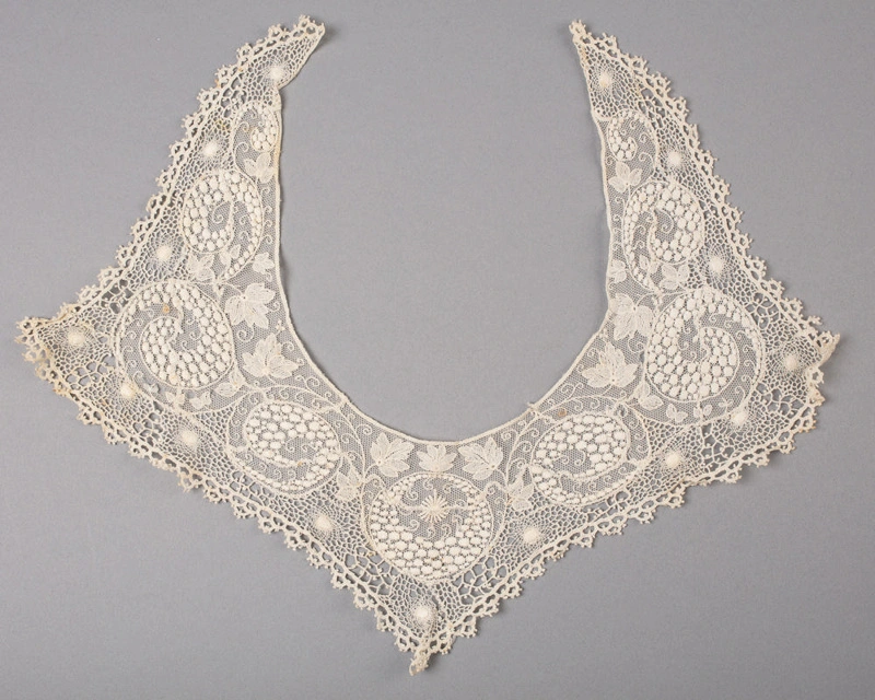 Collar, Needleworked Lace | Record | DigitalNZ