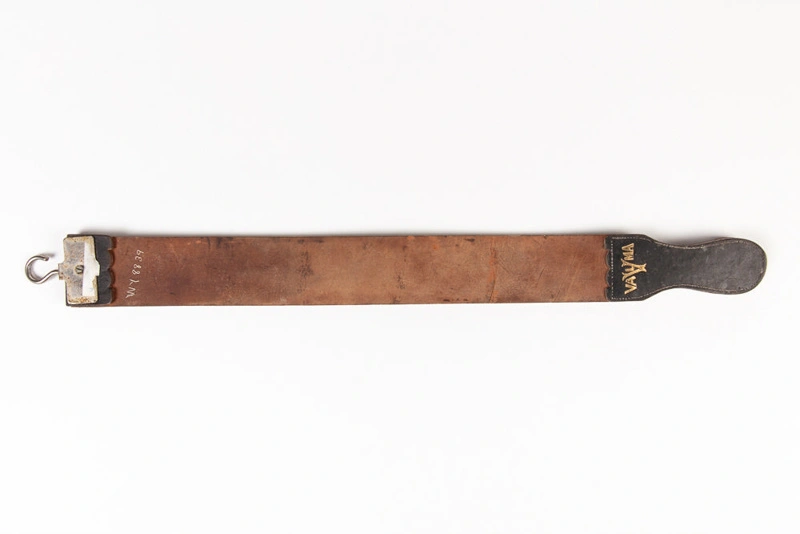 Strop, Valma Leather Razor Sharpener | Record | DigitalNZ