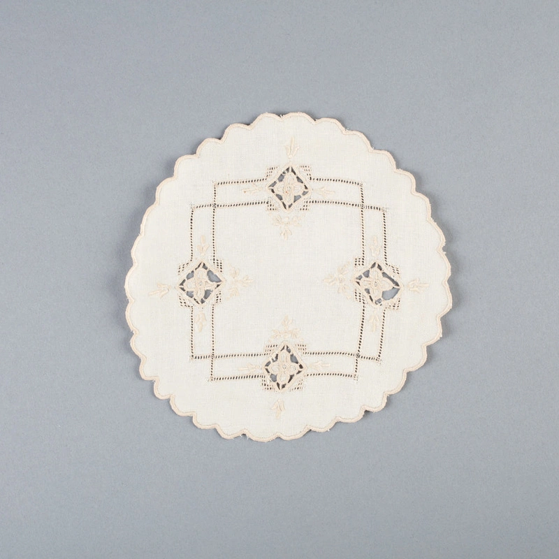 Dressing Table Set, Drawn Thread Work | Record | DigitalNZ