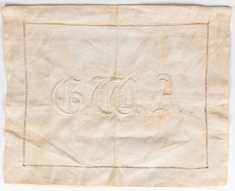 Nightdress Case, Linen | Record | DigitalNZ