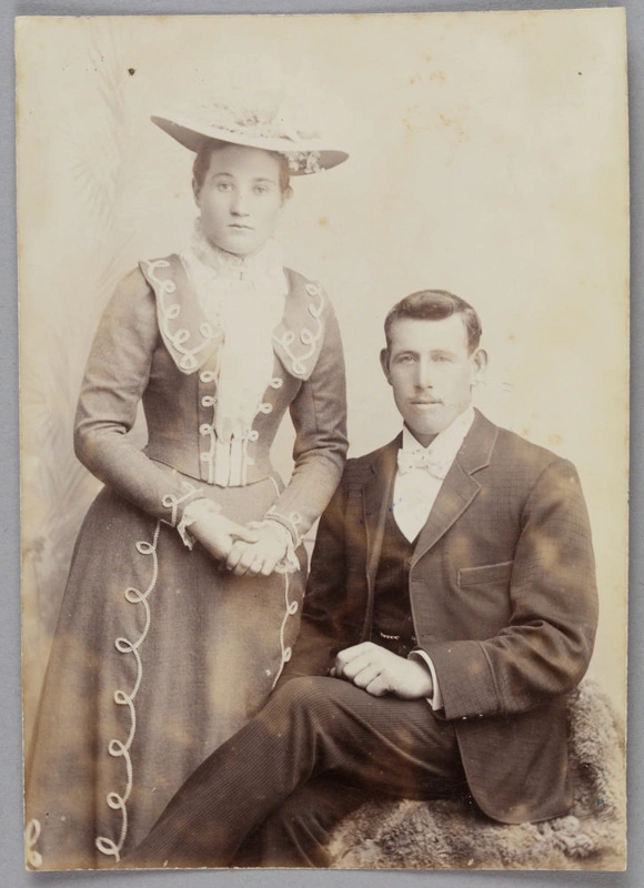 Photograph, Louisa and Jack Phillips | Record | DigitalNZ