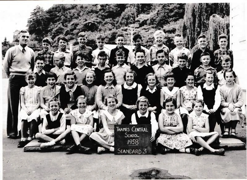 Photograph, Class group | Record | DigitalNZ