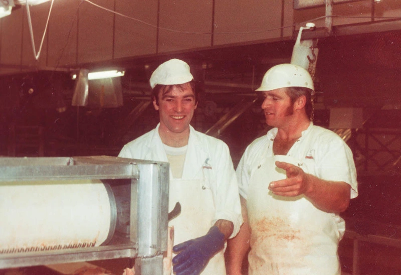 Photograph [Freezing Workers, Mataura Freezing Works] | Record | DigitalNZ