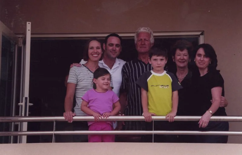 Davidson Family 2002 | Record | DigitalNZ