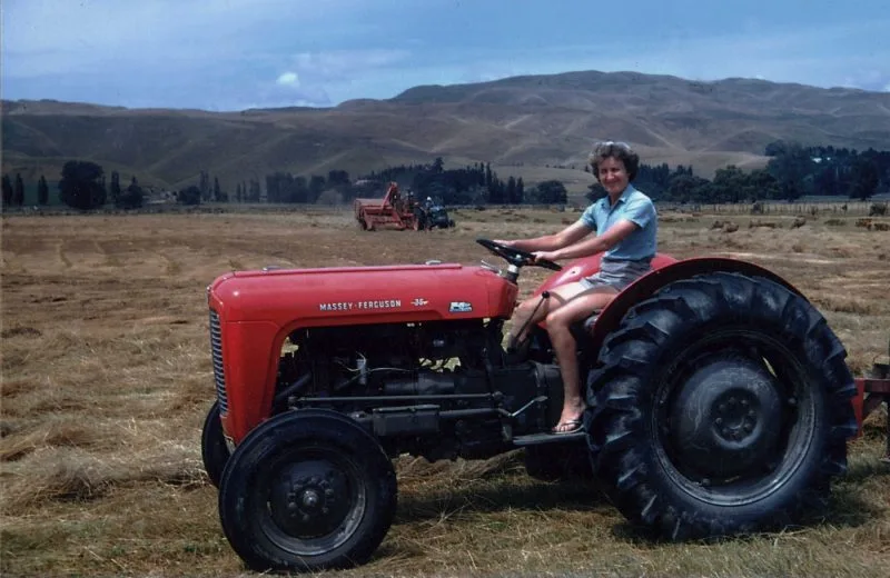Massey-Ferguson Tractors | Record | DigitalNZ