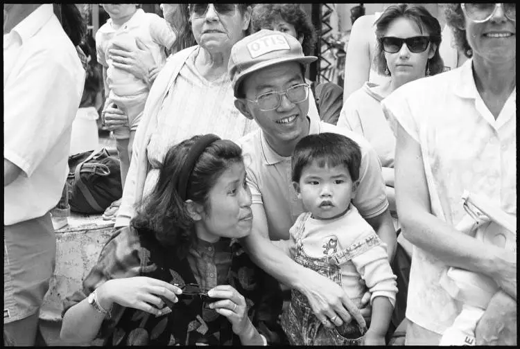 Farmers Santa Parade, Queen Street, 1989 | Record | DigitalNZ