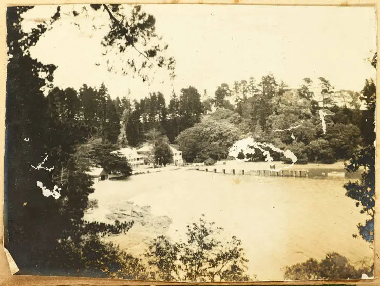 Mansion House and Mansion House Bay, Kawau Island | Record | DigitalNZ