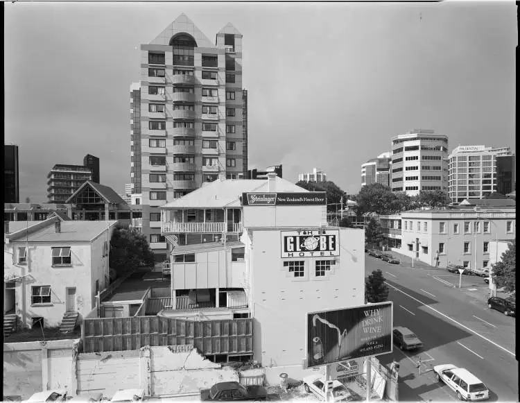 Wakefield Street, Auckland Central, 1990 | Record | DigitalNZ
