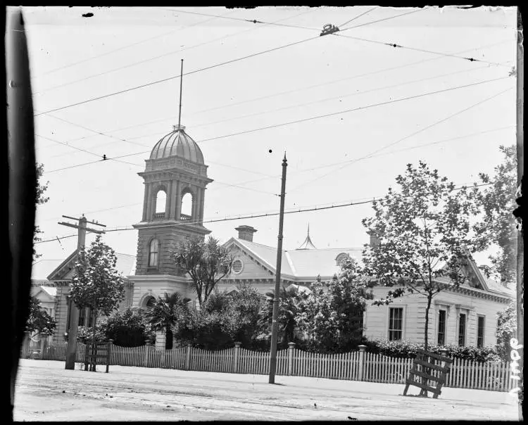 Auckland Grammar School, Symonds Street, 1910 | Record | DigitalNZ