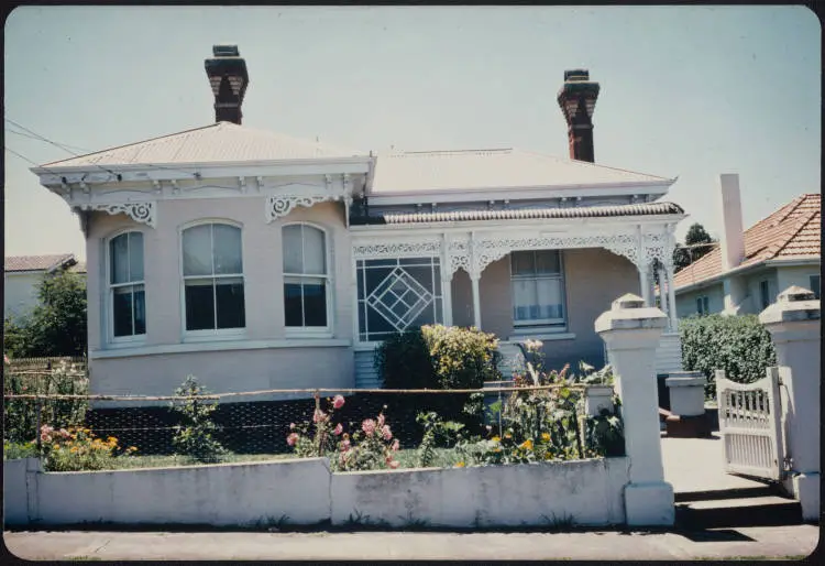 4 Grotto Street, Onehunga, 1979 | Record | DigitalNZ