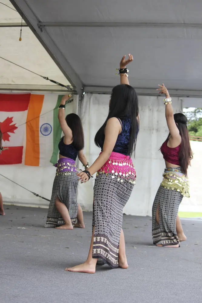 Middle Eastern dance, ASB Polyfest, 2016. | Record | DigitalNZ