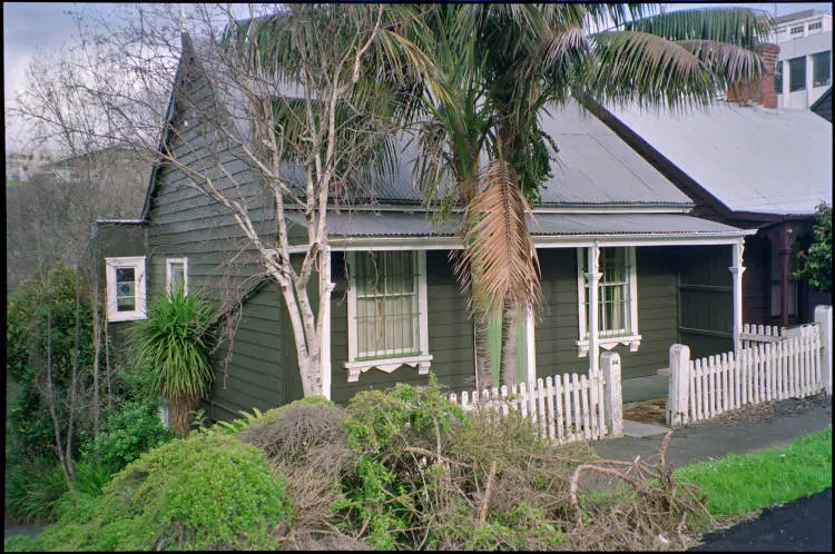 64 Grafton Road, Grafton | Record | DigitalNZ