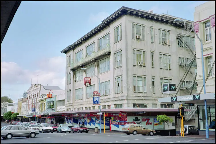 George Court building, Karangahape Road, Newton | Record | DigitalNZ