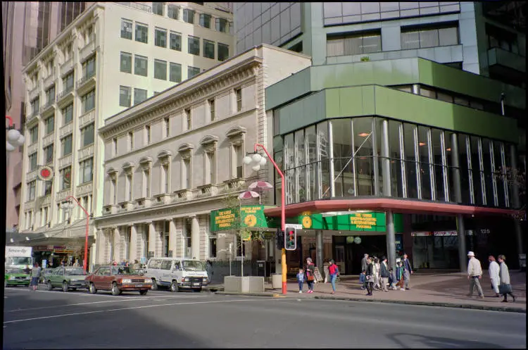United Bank Tower, Queen Street, Auckland Central | Record | DigitalNZ