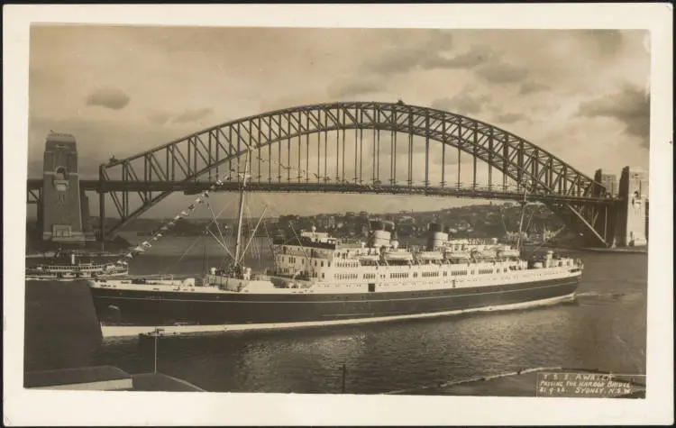 TSS Awatea in Sydney Harbour, 1936 | Record | DigitalNZ