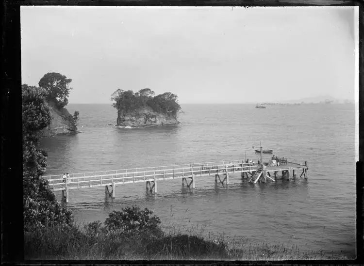 Waiake Wharf, Torbay | Record | DigitalNZ