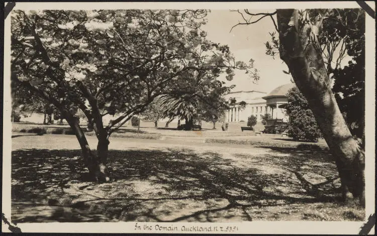 Auckland Domain | Record | DigitalNZ