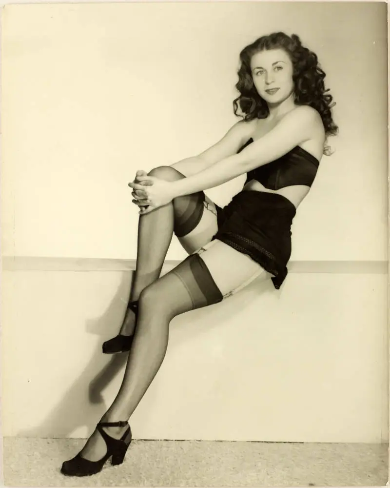 Anne McKeever, 1940s | Record | DigitalNZ