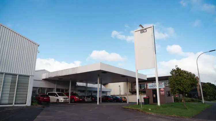 80 Carbine Road, Mount Wellington, 2022 | Record | DigitalNZ