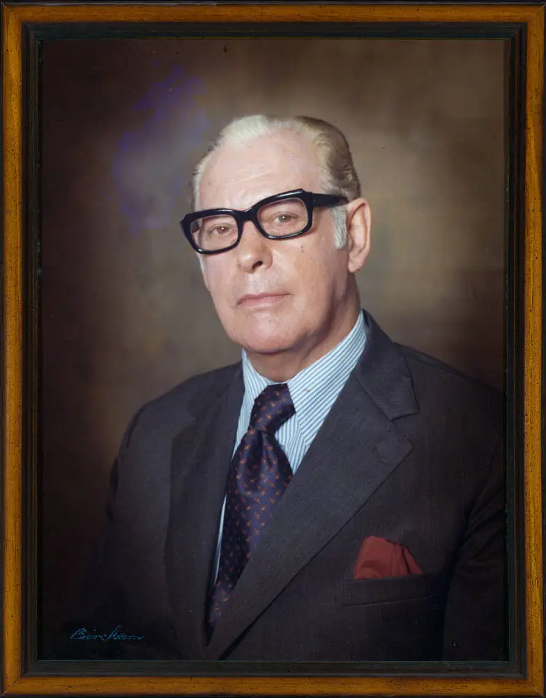 Sir Keith Holyoake, 1977 | Record | DigitalNZ