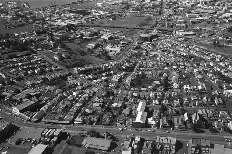 Aerial view of Freemans Bay, 1970 | Record | DigitalNZ