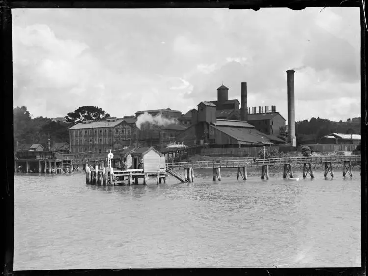 Chelsea Sugar Works | Record | DigitalNZ