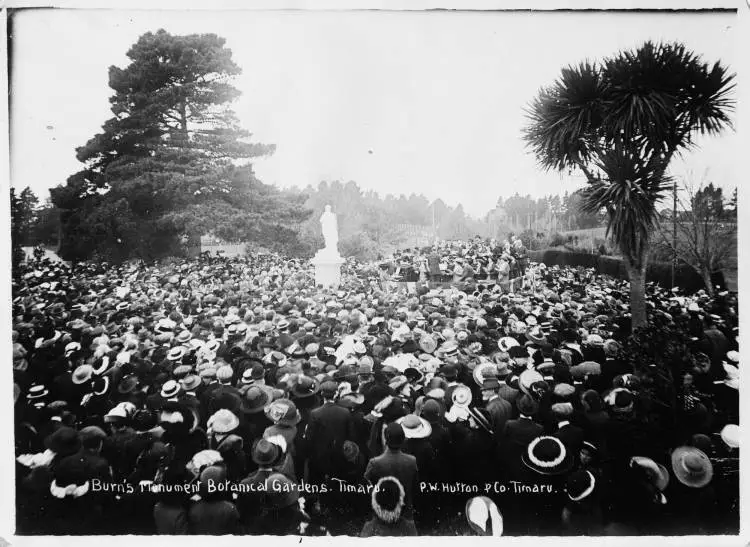 Burns Monument Botanical Gardens, Timaru | Record | DigitalNZ
