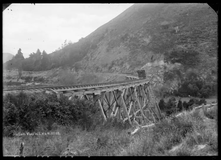 Picton Viaduct | Record | DigitalNZ