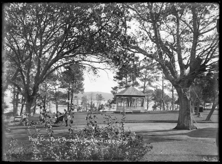 Point Erin Park, Ponsonby, Auckland | Record | DigitalNZ