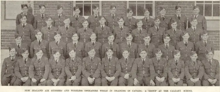 New Zealand air gunners and wireless operators while in training in ...