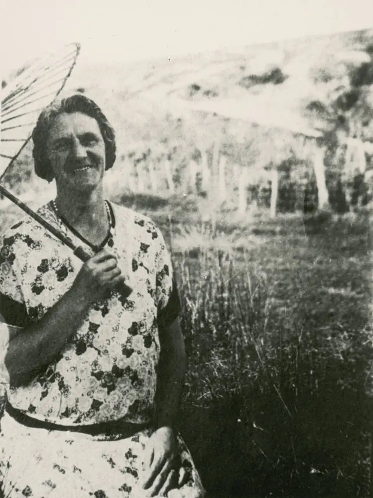 Portrait of Mrs Olsson's mother, Torbay, 1929 | Record | DigitalNZ