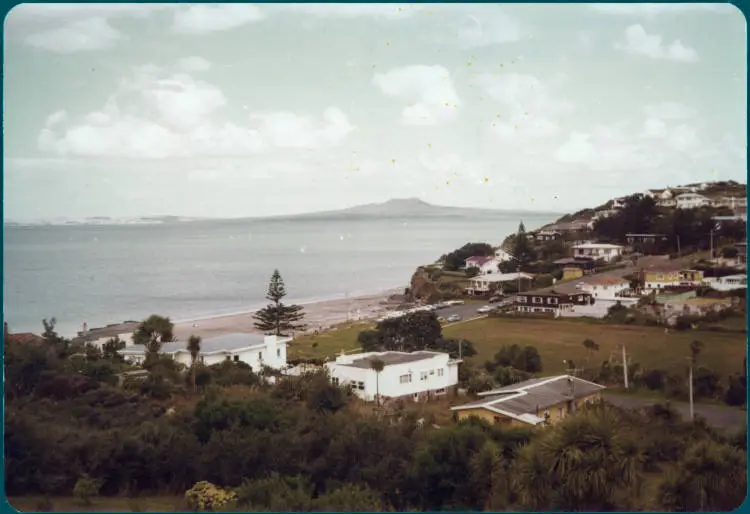 Rothesay Bay Beach, East Coast Bays | Record | DigitalNZ