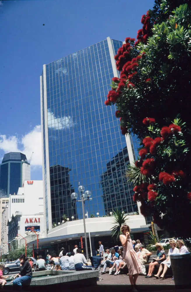 Queen Elizabeth Square, Auckland Central | Record | DigitalNZ