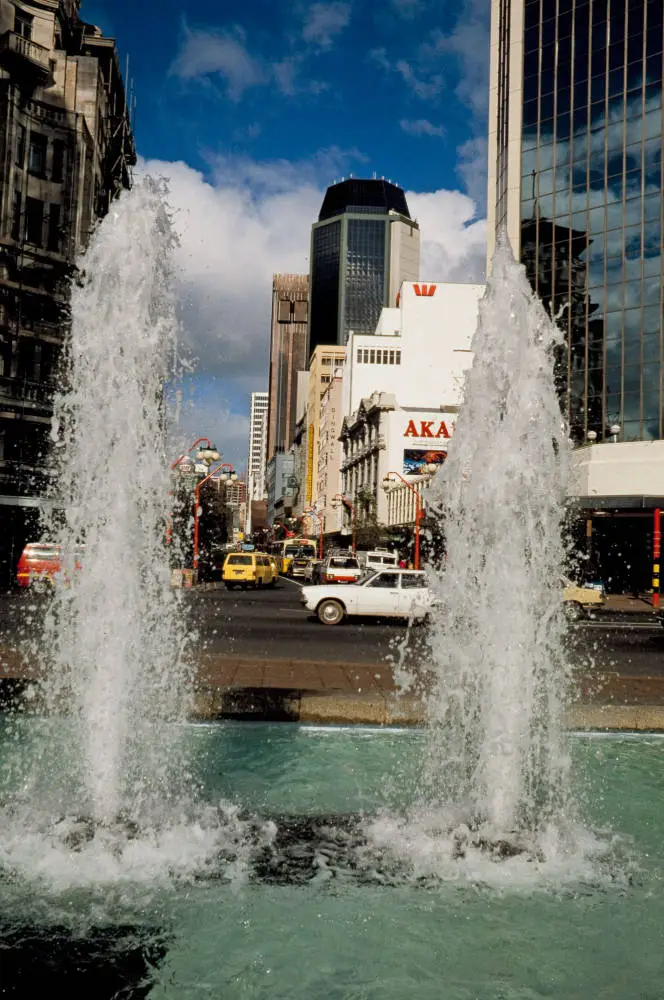 Coutts Fountain in Queen Elizabeth Square, Auckland Central | Record ...