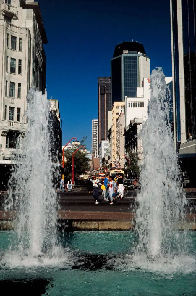 Coutts Fountain in Queen Elizabeth Square, Auckland Central | Record ...