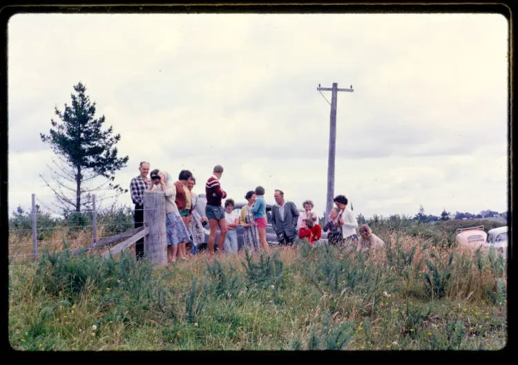 Group discussion | Record | DigitalNZ