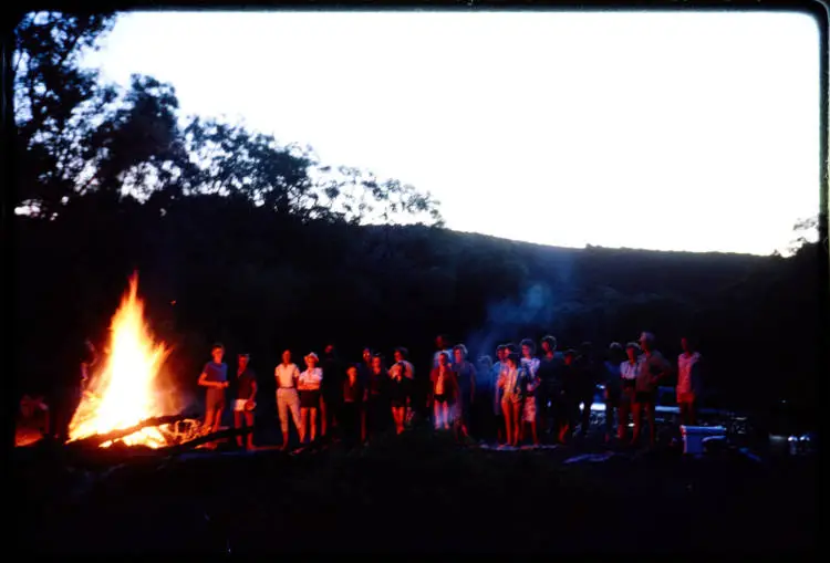 Campfire on the beach | Record | DigitalNZ