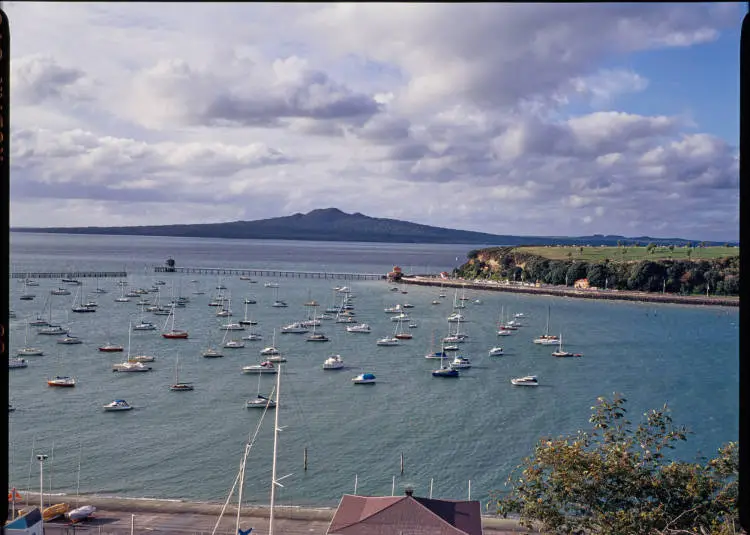 Rangitoto and Okahu Bay | Record | DigitalNZ