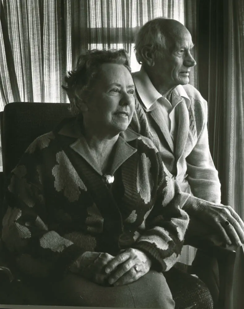 Portrait of Rita and Ernest Anderson of Birkdale. | Record | DigitalNZ