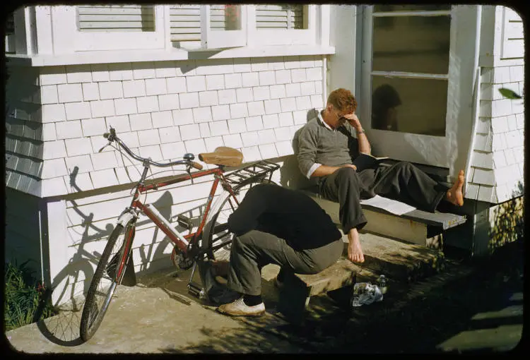 Chas & Warren McInman | Record | DigitalNZ