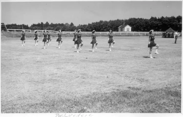 Belvedere Marching Team | Record | DigitalNZ