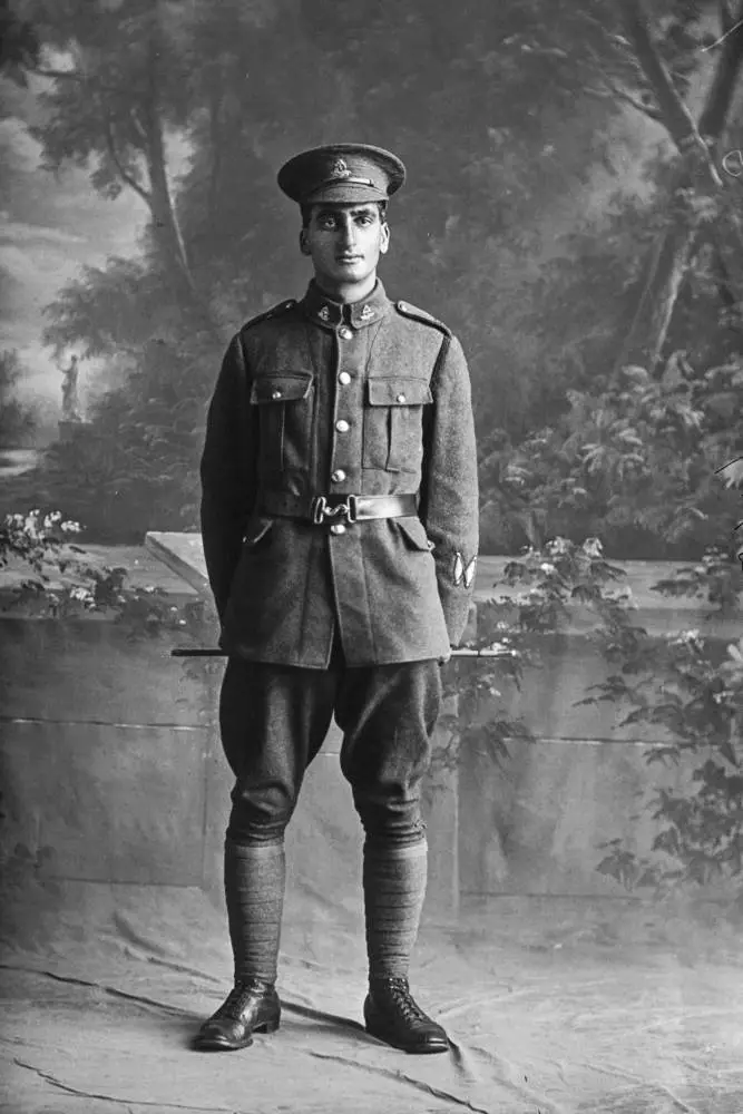 Private Louis Phillips, 1917 | Record | DigitalNZ