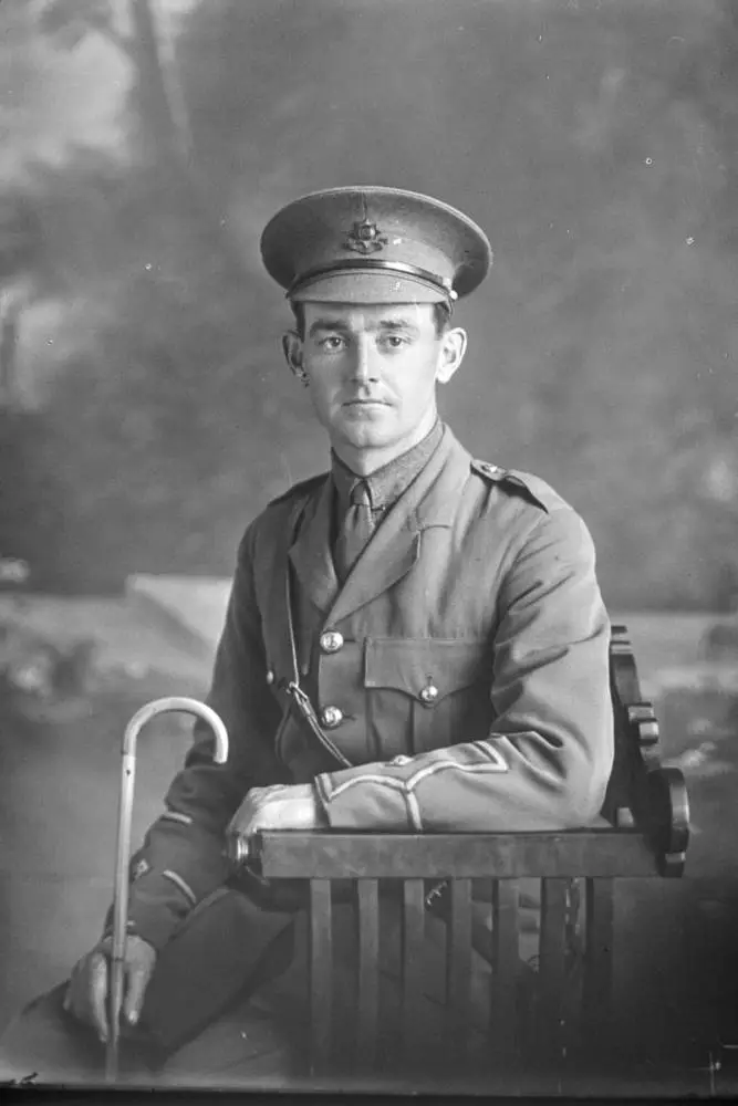 2nd Lieutenant Stanley James Davis, 1916 | Record | DigitalNZ