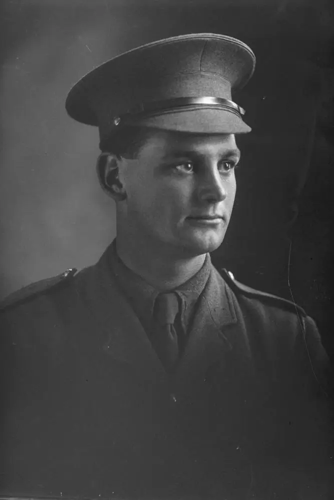 Eric by Grant Ancell - DigitalNZ