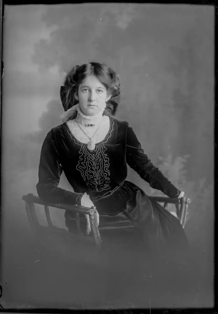 Miss Sandham, 1910 | Record | DigitalNZ