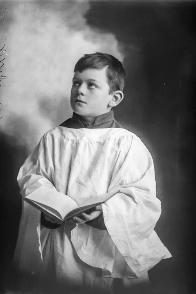 Master Phillips, 1909 | Record | DigitalNZ