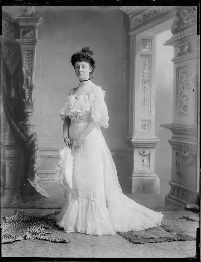 Lady Constance Knox | Record | DigitalNZ