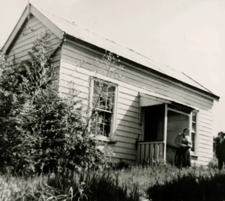 Homestead of Joseph Murray, Mairangi Bay, 1962 | Record | DigitalNZ