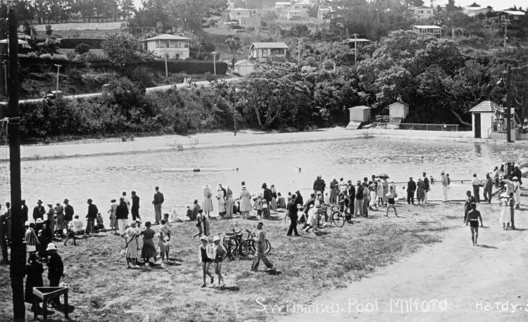 Milford swimming pool. | Record | DigitalNZ