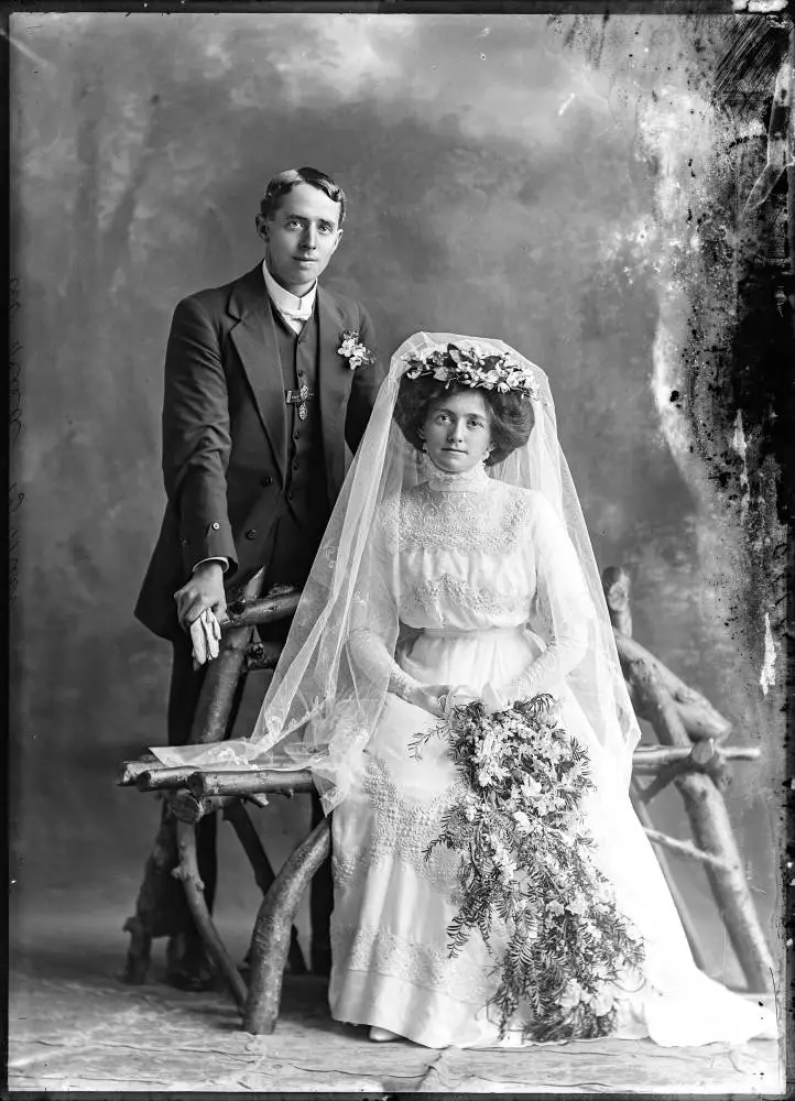 Mr and Mrs Reed | Record | DigitalNZ